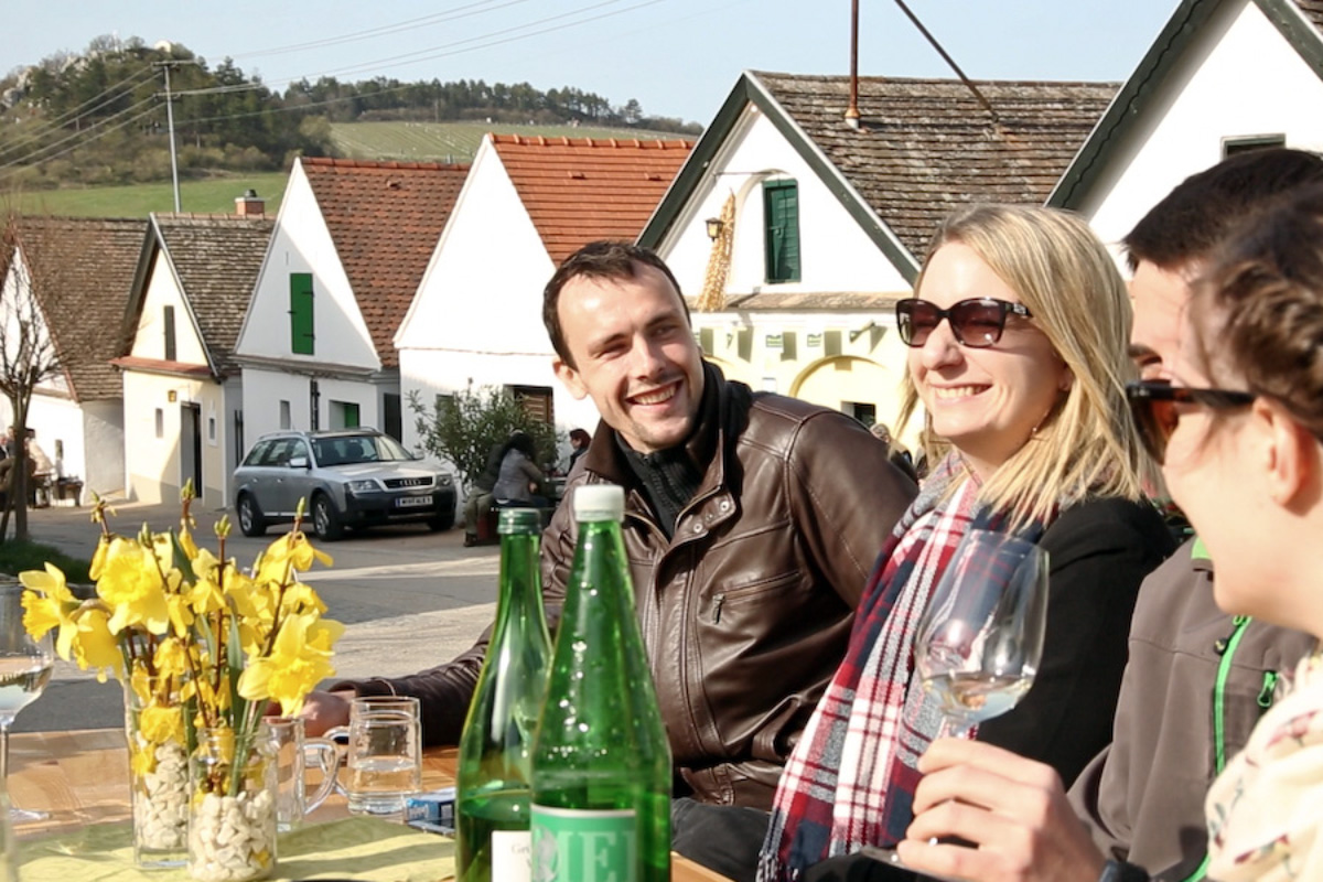 Kunstuniversität Linz: A Rising Shine Lukas